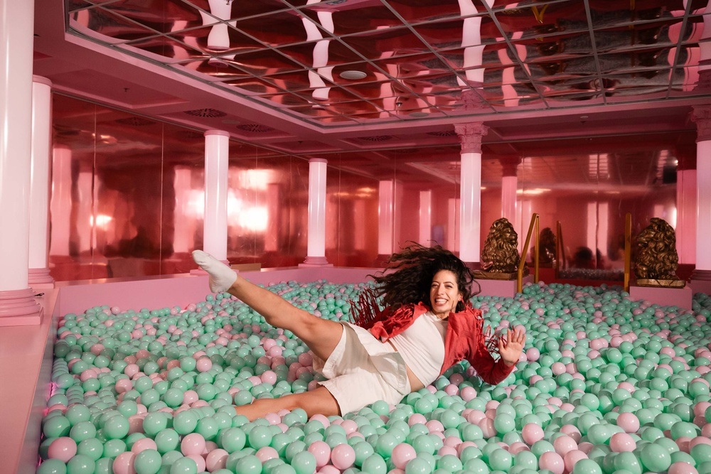 The Upside Down Berlin: Fun, Kreativität und Bällebäder! - Rausgegangen