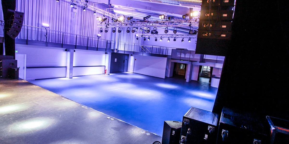 Umme Block am 28.01.2023 in München - Rausgegangen - Rausgegangen München