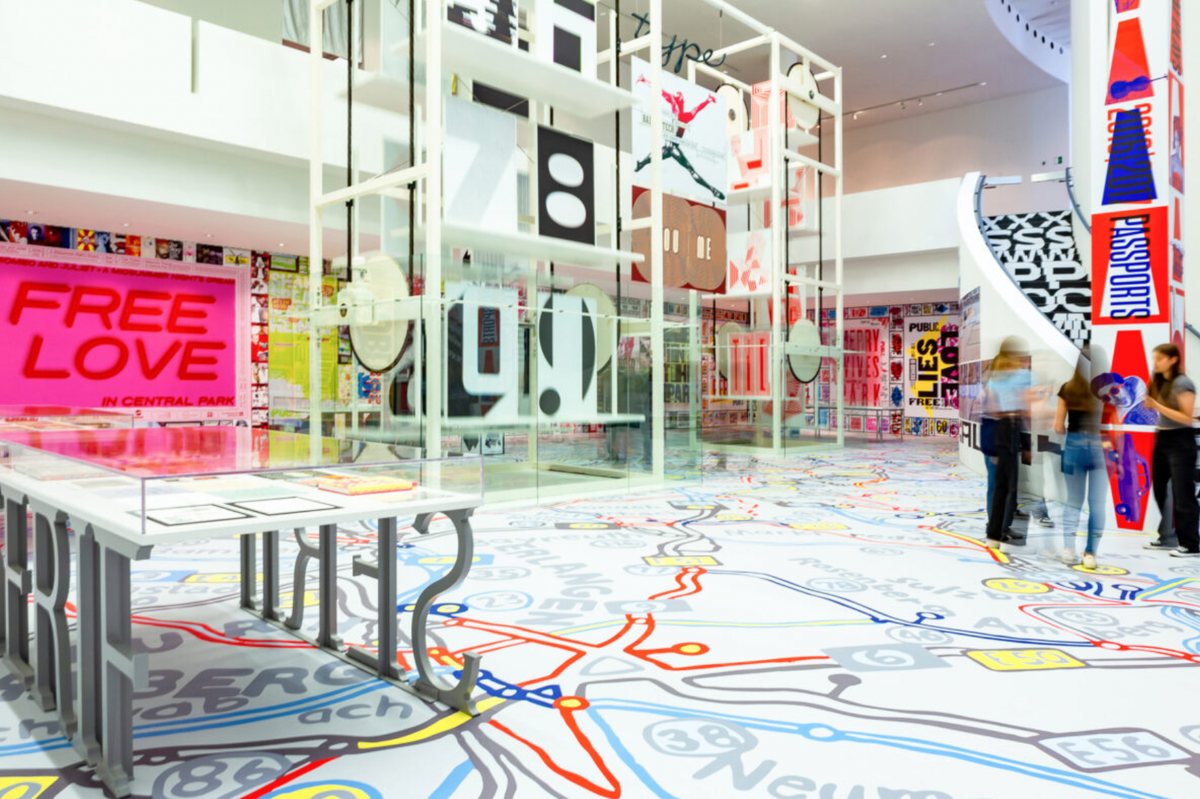 PAULA SCHER – TYPE IS IMAGE am 01.09.2024 in München - Rausgegangen ...