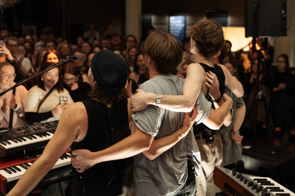 Geheimkonzerte: Discover new artists! - Rausgegangen