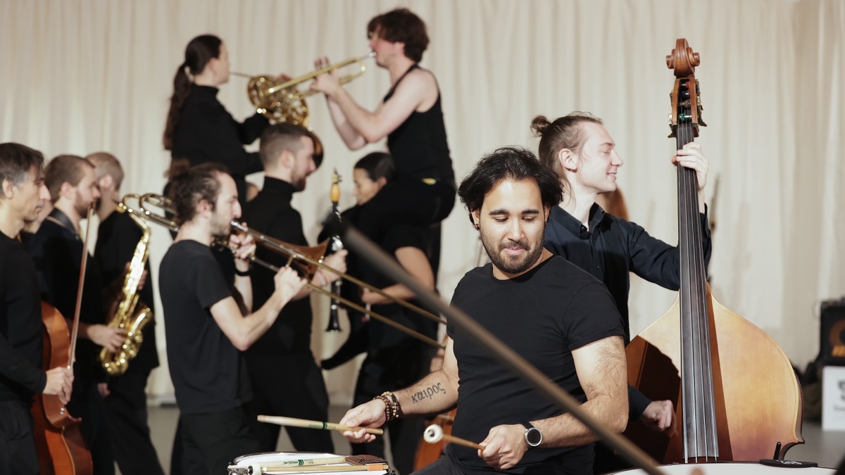 escape valse - Ein getanztes Konzert am 10.04.2026 in Berlin ...