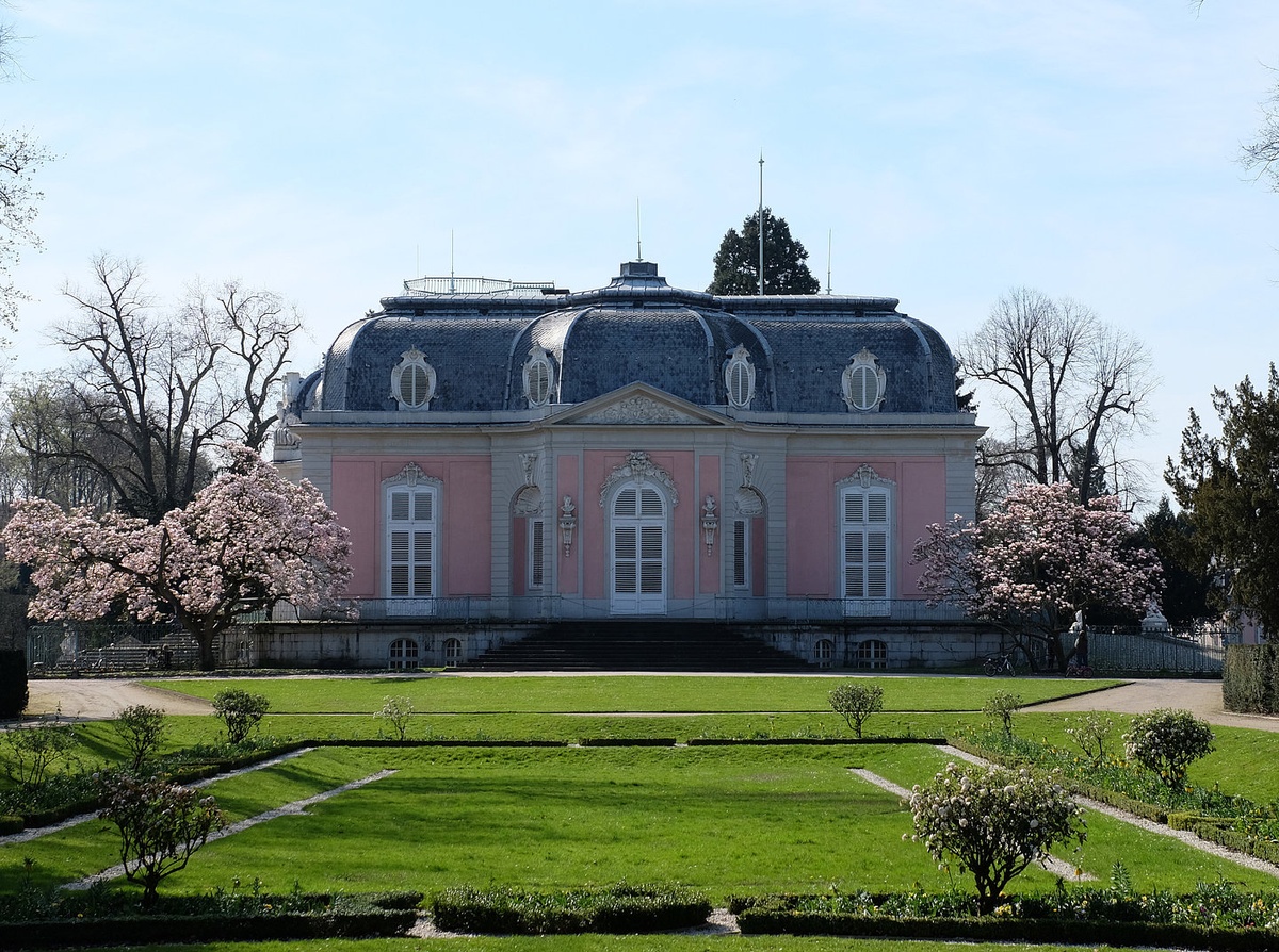 Schloss Benrath in Düsseldorf | Alle Events, Termine & Tickets ...