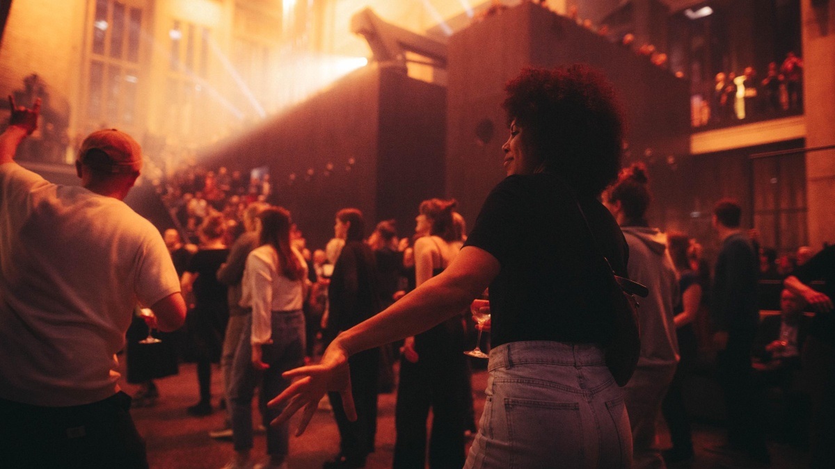 LATIN'N'LIVE: SALSAKURS MIT LIVE-MUSIK am 04.02.2026 in München ...